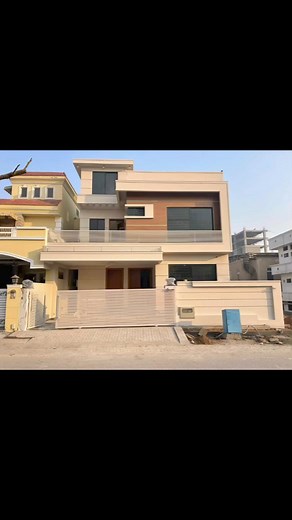 1K views | 10 Marla House for Sale in Dha 2 05 Bed 07 washrom 02 Tv lounge 02kitchen 02 loundry 03 carparking 01 Servant + wasrom 02 unit house 2 Unit House Contact :03164646346 | ACRE MARLA ایکڑ مرلہ | Facebook