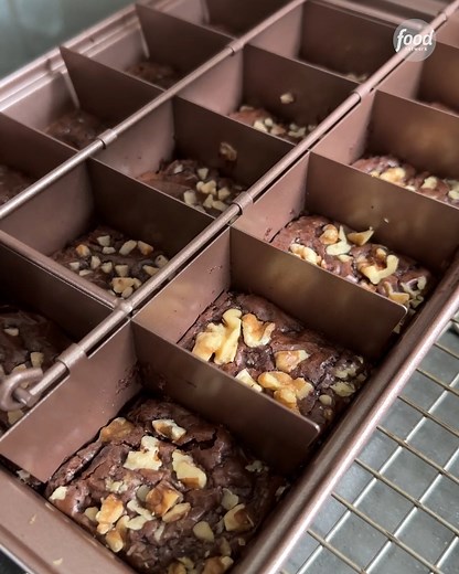 With this easy-clean divided baking pan, serving up a trio of brownie variations is a breeze 😮🍫 Nutty? Extra chocolatey? Or simply classic? YES to all three! Get it on Amazon: https://amzlink.to/az0MQMtrt41mH (We may make 💰 from these links!) | Food Network