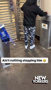 The MTA is raising rates to $3. They are also testing out new gates this week, different than in this video. Who will win? 😂😂😂😂MTA lost around $1 billion to fare evasion in 2024. 🎥 @wickedestgyaleva | New Yorkers