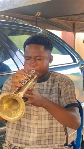 63K views · 1.9K reactions |  This boy challenged Osadebe trumpeter today. How did he sustain this note to this level? His name is Dikachi Trumpet, Vickie drummer Boy on the conga. I almost sprayed my last card on him today. #everyoneシ゚ #everyonefollowers #everyone #fypシ゚viralシ #viralvideo2025 #viralreelschallenge #fypchallenge @top fans | Mobility Studio | Facebook