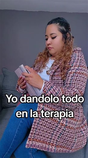 Yo dandolo todo en terapia 🤣🙌 #pacientesreales #humorpsicologico #veaterapia #psicologatiktokera #comedia