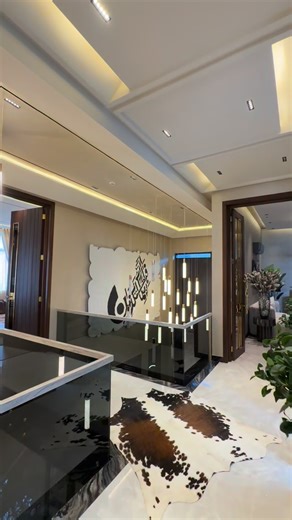 Al-Ali Group ®(Mahmood ul Hassan ) on Instagram: "Master Bedroom in 1 Kanal Luxurious House 🏠 For Visit & Details +92321-8722237 Our Services: Sale/Purchase in Property | Architecture Design | Interior Designing | Construction | Renovation | Consultation. #reels #house #reelsinstagram #instagram #homedecor"