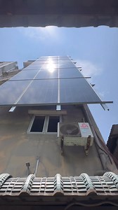 272K views · 800 reactions | ခေါင်မိုးပေါ်မှာ တပ်စရာ နေရာ မရှိတော့ တဲ့ အတွက် အလကားရတဲ့ စွမ်းအင်ကို ရသလို ထုတ်ယူ ☺️ လိုက် blame မဲ့ သူတွေက ရှိကောင်း ရှိနိုင်  | Elect Me Electrical & Electronic Products Trading and Engineering | Facebook