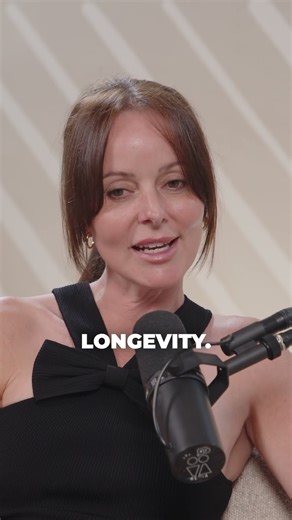 Can red light therapy really reduce wrinkles and improve skin tone?