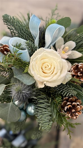 15 reactions | A touch of winter magic ❄️ Christmas party table...