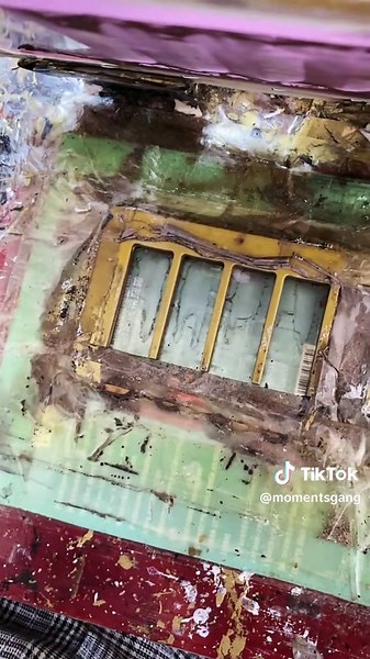 Gold screen printing