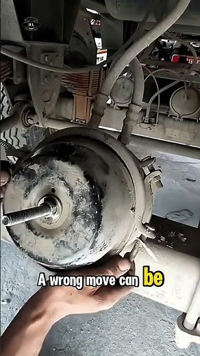 how to remove the brake chamber #mechaniclife #remove #repair #tecnical #brakesystem