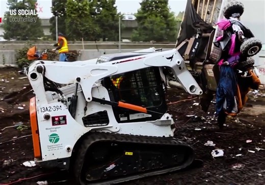 Homeless in New Mexico Survive Day by Day with Hunger, Poverty and Addiction Documentary 2026 | Story Bule