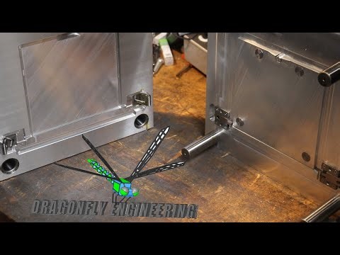 INJECTION MOLD WITH SLIDER CORE PULLS