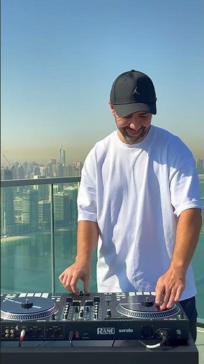 Scratching on Rane One Dj Controller 🔥🔥🔥