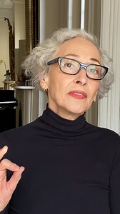 Makeup smarter, not harder! 💡 Artist Advice is like FaceTiming your BFF. Choose an artist and topic you’re most interested in, then enjoy a personalized 1-on-1 session where you can chat about application tips, shade matching, product advice, and more. Masterfully trained by Rose-Marie Swift, our artist experts are here to be your makeup besties. 💋 Book A Session > rmsbeauty.com/pages/artist-advice | rms beauty