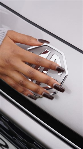 MG Motor España on Instagram: "MG HS Hybrid+, elegancia en cada decibelio. ¡Sube el volumen! #MGHybridPlus #MGHSHybridPlus"