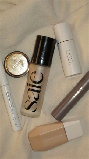 TORI MORGAN on Instagram: "u need to try green color correction primer if u want to hide that pimple!!! linked in shopmy! #colorcorrection #concealer #concealerhack #pimple @makeupforever"