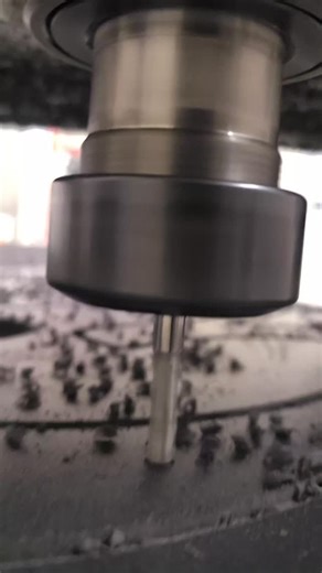 Making some chips in 3/4 PVC. #cncbits #cncbitscanada #cncsigns #cncwoodwork #cncentrepreneurs #cncsignmaking #cncowners #cnc4newbie #cncsignscanada #cncrouter #canadiancncowners #canadiansignmaker #canadiancncusers #shapeokopro #shapeoko3xxl #shapeoko #xcarve #longmillcnc #onefinitycnc | CNCBits.ca