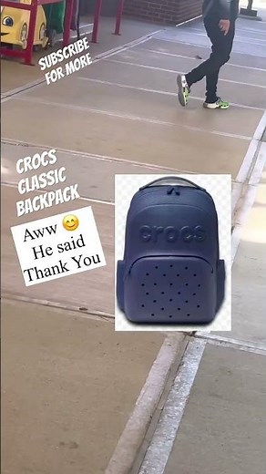 CROCS CLASSIC BACKPACK MAKING FRIENDS AT THE OUTLET MALL #crocs #crocsoriginal #premiumoutlet