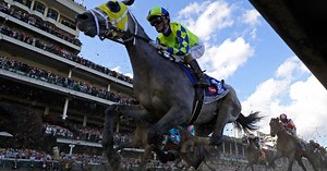 Here's Why We Say The Expression 'Hands Down'