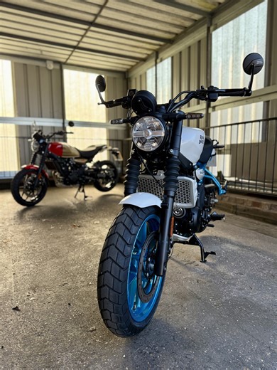 8.4K views · 61 reactions |  You All Love A Loading Up Clip  Two Tricked Out Royal Enfield Guerrillas Heading To Their New Homes This Evening ️☀️ #norwich #norfolk #norfolkbikers #royalenfield❤️ #guerrilla #royalenfield #roadster #motorcycle #madelikeagun | Moonraker Motorcycles | Facebook
