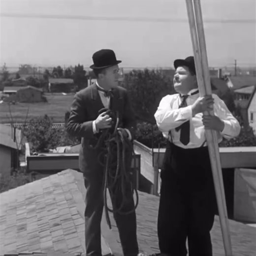 Laurel and Hardy #fblifestyle #model | Pineapple Wife