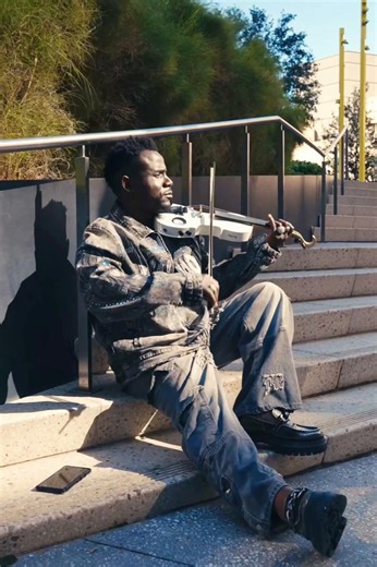 Nostalgic 90s RnB: Kissin’ You by Total