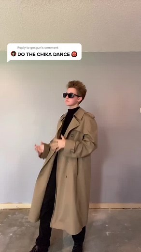 Dancing to Rick Astley's Rickroll Challenge