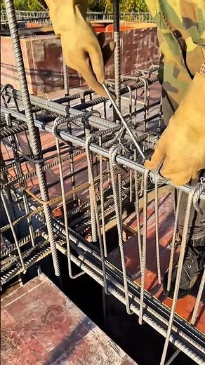 Wire Binding Techniques for Construction Reinforcement #shorts