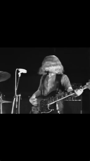 70s Proto-Metal ✟ Heavy Rock on Instagram: "Heaviest band ever. Summertime Blues by Blue Cheer, live 1968. For more 60s and 70s heavy rock follow us @ancientgreaserecords #heavymetal #powertrio #60s #psychedelic #rock #guitar #drums #bass"