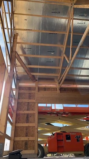 LP® TechShield® Radiant Barrier installs like conventional roof sheathing, requiring no additional labor or installation time. So you don’t have to jump through extra hoops to install, but your customers reap the benefits of a radiant barrier. | LP Building Solutions for Professionals