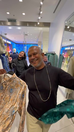 Who knew Mr. Leslie had moves like this? 💃 Catch him being the ultimate dancing queen! 😝 #VARIANTE #TeamFun #DancingQueen #myvariant