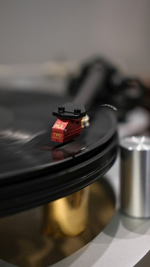 91K views · 1.4K reactions | Questo è il mio set-up per vinile: Michell GyroDec con braccio SME V e testina Van den Hul The Two e Goldnote PH10. | Audiocostruzioni | Facebook