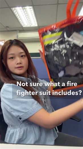 Engineered for extreme heat. Designed for real-world firefighting. The Quebee Fire Fighting Suit combines certified protection, functional design, and enhanced visibility to support firefighters in high-risk environments.