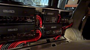 These LED’s going straight bananas 🍌. Quick teaser update on Antheny’s new amp rack. Still have some wiring work left to do but its getting close! full video tomorrow on my channel 👉🏽youtube:meade916 DS18 | SMD Steve Meade Designs OFFICIAL Fan Page!