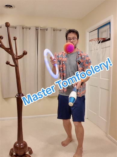 Medieval Modern Jester Performance: Mastering Tomfoolery