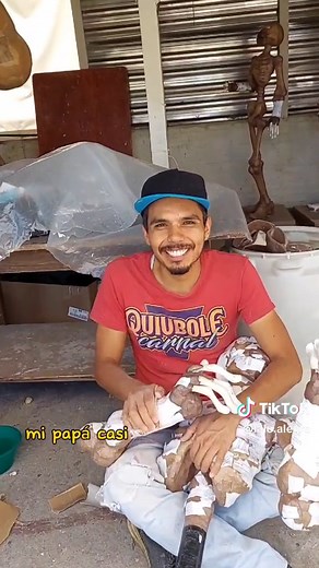 Me estaban comiendo los tiempos, pero mi papá vino al quite y se la anda rifando como un campeon...#papa #laloalegre #diademuertos #tutorial #tutorialcatrina