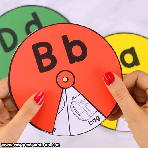 Printable Alphabet Spinners – fun alphabet learning activity https://www.easypeasyandfun.com/printable-alphabet-spinners/ | Easy Peasy and Fun