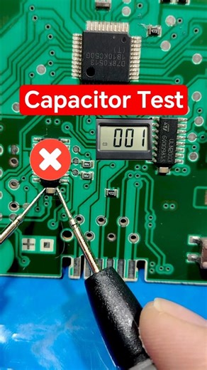 SMD Capacitor Test With Digital Multimeter #shorts #repair #electroniccomponents #motherboardrepair