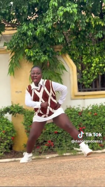 Master Dance Moves with Mandy's New TikTok Routine