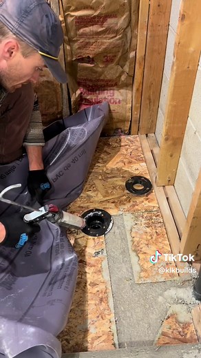 🔊Shower Pan Install🚿 ・ #showerpan @oatey_co #sponsorme #homeimprovement #homerenovation #bathroomshower #bathroom #bathroomremodel #bathroomrenovation #bathroomdesign #howto #diyshower #diy #fyp #asmr #asmrcommunity #asmrsounds #asmrvideo #smallbathroomdesign #smallbathroom #oatey #showerdrain #tile #construction #construccion #construcción #satisfying #realestate #realestateinvesting #fixandflip #fixerupper