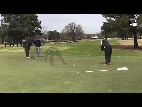 Mike shows you how to putt with the bullseye putter