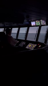 1.3K views · 66 reactions | Schau unserer Crew auf der Brücke von Color Magic über die Schulter. Die nächtliche Stimmung mit den vielen kleinen Lichtern ist beeindruckend, oder?  | Color Line GmbH | Facebook