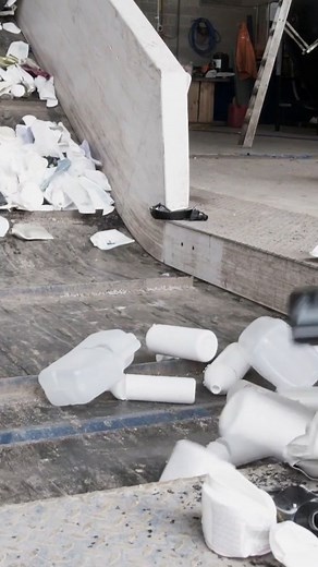 Turning the tide on recycling! Sustainable Salons champions a circular economy by collecting plastics and transforming them into gorgeous and practical closed-loop products. Every effort counts in our journey towards a greener future! Let us know your favourite recycled products below. #EcoFriendlyLiving #SustainableSolutions #GreenRevolution #PlasticFreeFuture #CircularEconomy #upcycling #recycledproducts #sustainablesalonsanz | Sustainable Salons | Facebook