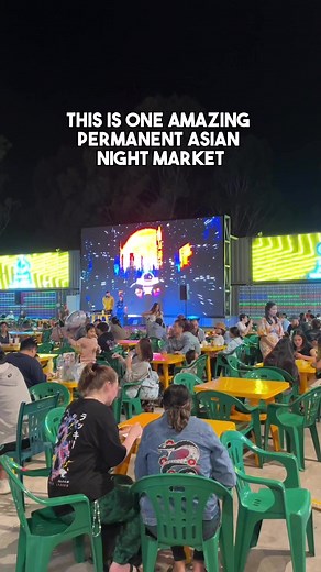 This permanent Asian food jight market is so much fun to check out had so much amazing yummy food which I will post separately!This is 📍 Alien Night Market in Underwood Brisbane @places_in_sydney More content on my TT, IG, FB & YT with the same handle @adrianwidjy #brisbane #placesinbrisbane #underwood #aliennightmarket #nightmarket #streetfood #asianstreetfood #placesinsydney # foodie #sydneyfoodie #brisbanefoodie #stinkytofu #sunnybank #chinatown #adrianeffect | adrianwidjy