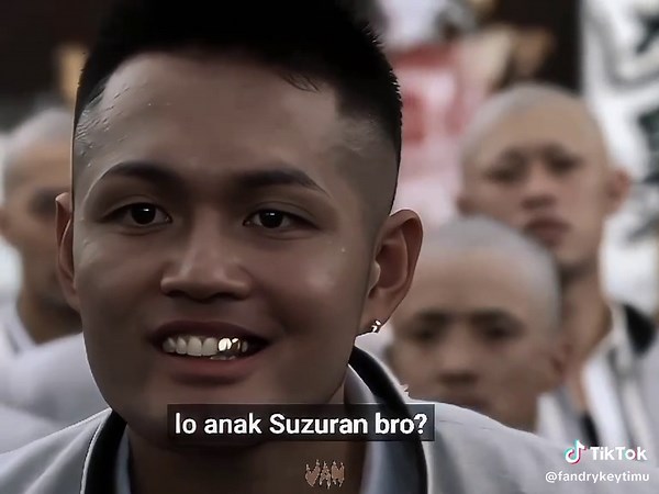 Crows Zero 2: Suzuran vs Housen Showdown