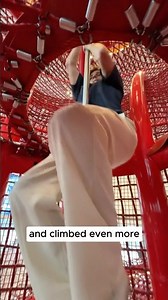 Climbing to the TOP of the Singapore Airport!👀