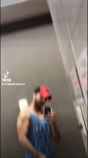 Pero yo no! #refletion #fitnesslife #xmasfit #fitnessmotivation | Kael Leal