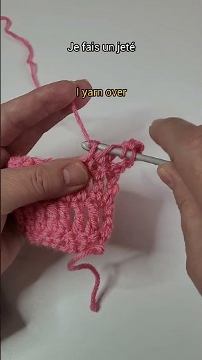 Comment faire une double bride au crochet | How to crochet a treble (triple) stitch
