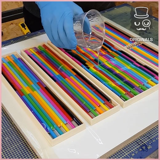 A Tissue Box made of Colored Pencils ! ✏️🤧 | Simple