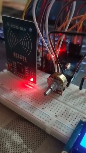 RFID and LCD access system with Ardunio UNO 😍😃#arduinotutorials #arduino #iot #rfidreader #shorts