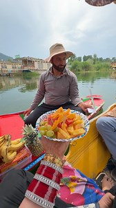 67K views · 294 reactions | Kashmiri man selling fruit chaat in gold plate at just ₹200/- only || dal lake mai fruit chaat ka maza | DESI INDIA | Facebook