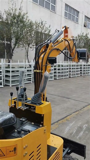 Remote Control Mini Excavator Arm Extension and 360 Rotation Demo | JRD