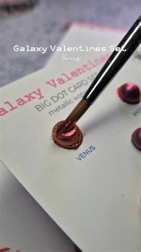Wait! 💥 You need to see it ! 🧚‍♀️ This is one of 4 beautiful and color change color from Galaxy Valentines Set 🎨✨️ Check it and try it - cactusikart.pl or https://cactusikart.etsy.com 🧚‍♀️ #metallicwatercolor #colorshifting #stationerygeek #akvarellmålning #akwarele Metallic paint, glitter paint, color, duotone, junk journaling, atc card, card making tool, handmade with love, postcard sending, brushlettering, calligraphy ink, miniature painting, embroidery project, mix media crafts | cactusi